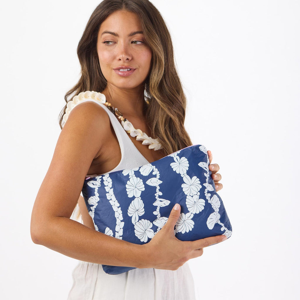 ALOHA COLLECTION MID / SHELL LEI / WHITE NAVY – Work It Out