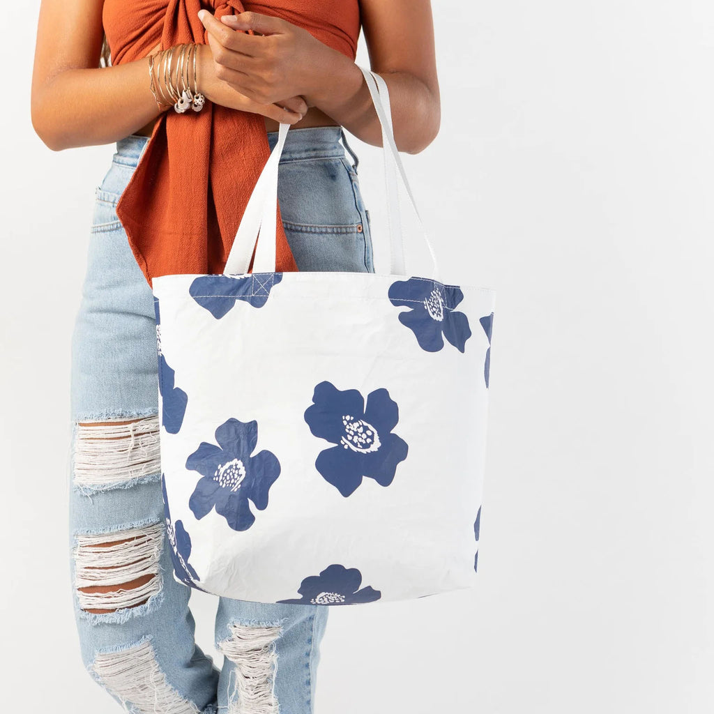 ALOHA COLLECTION REVERSIBLE TOTE / PUA - NAVY/WHITE – Work It Out